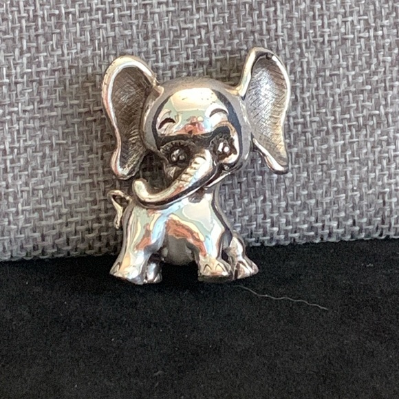Tortolani | Jewelry | Vintage Signed Tortolani Baby Elephant Brooch Pin ...